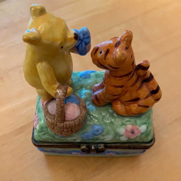 Disney | Accents | Disney Pooh Bear And Tigger Box | Poshmark